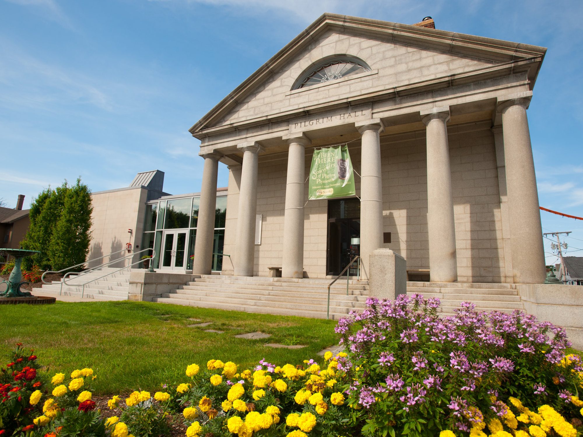 Kingston Line on the Commuter Rail