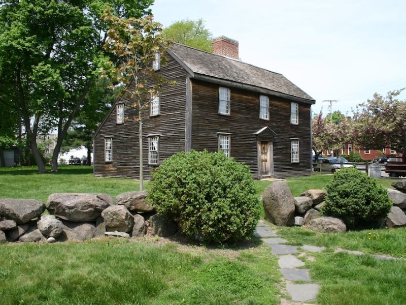 Kingston Line on the Commuter Rail