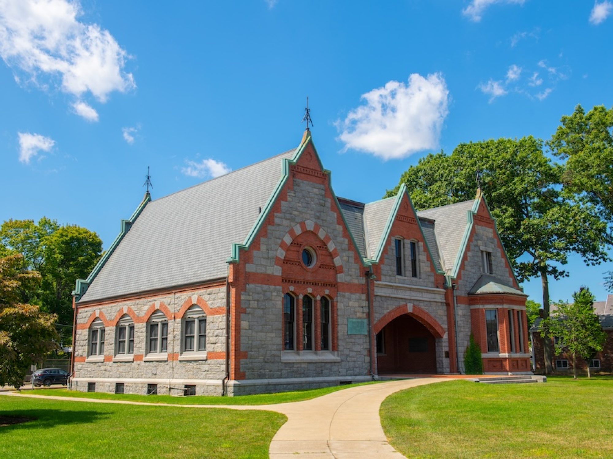 Kingston Line on the Commuter Rail