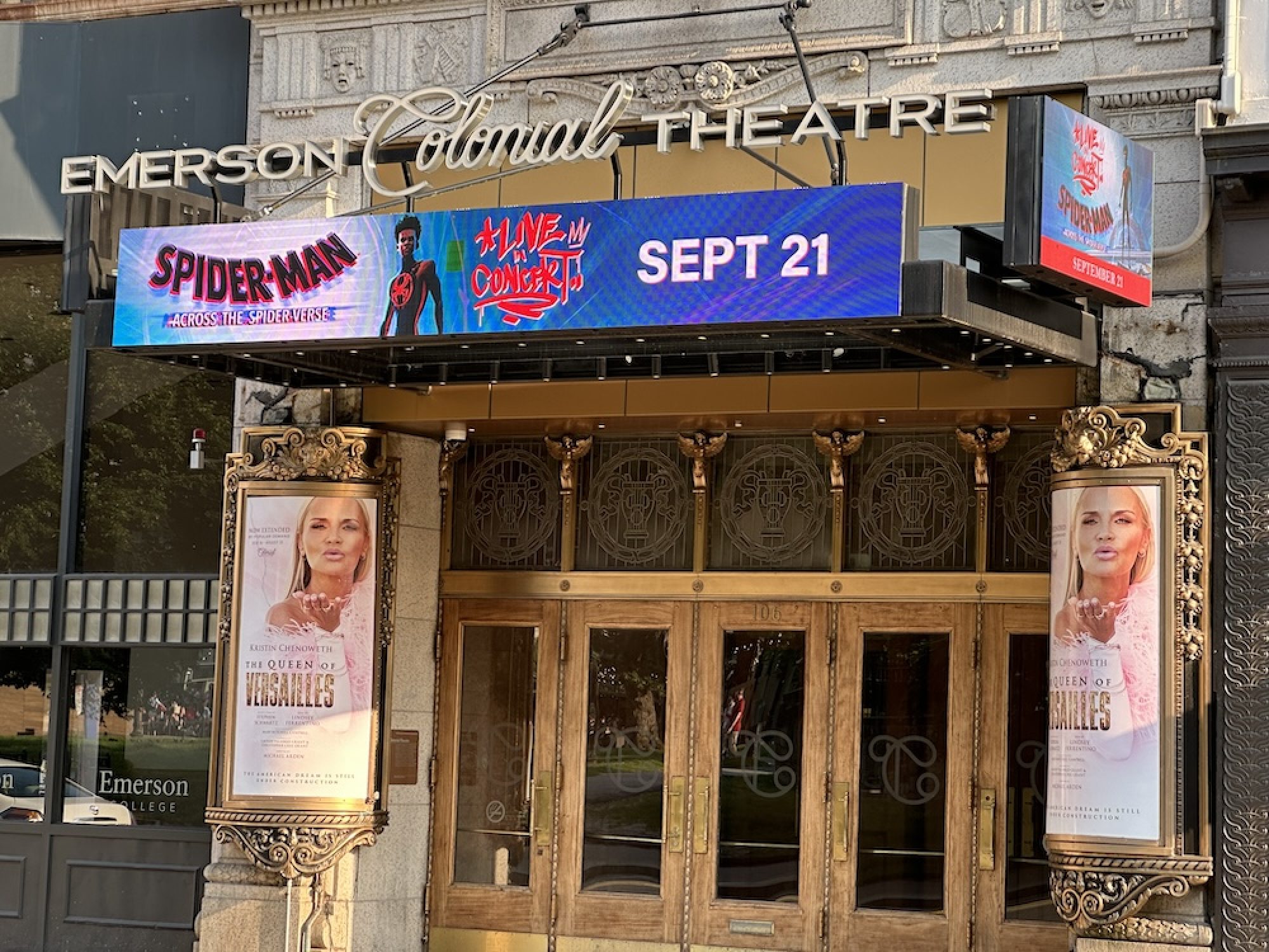 Kingston Line on the Commuter Rail