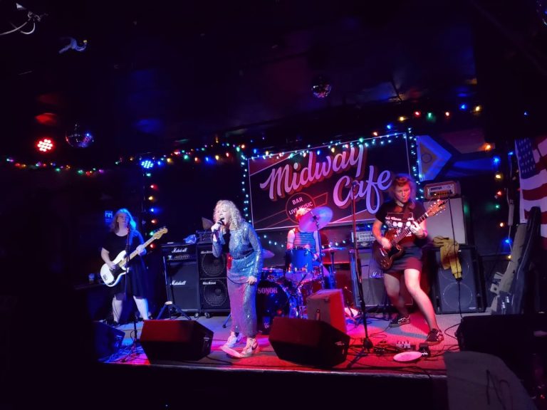 Needham Line on the Commuter Rail