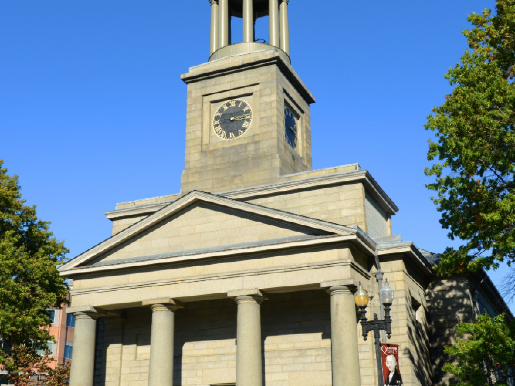 Kingston Line on the Commuter Rail